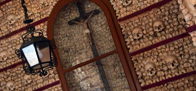 Capela dos Ossos (Bone Chapel) and the Igreja do Carmo Church, Faro